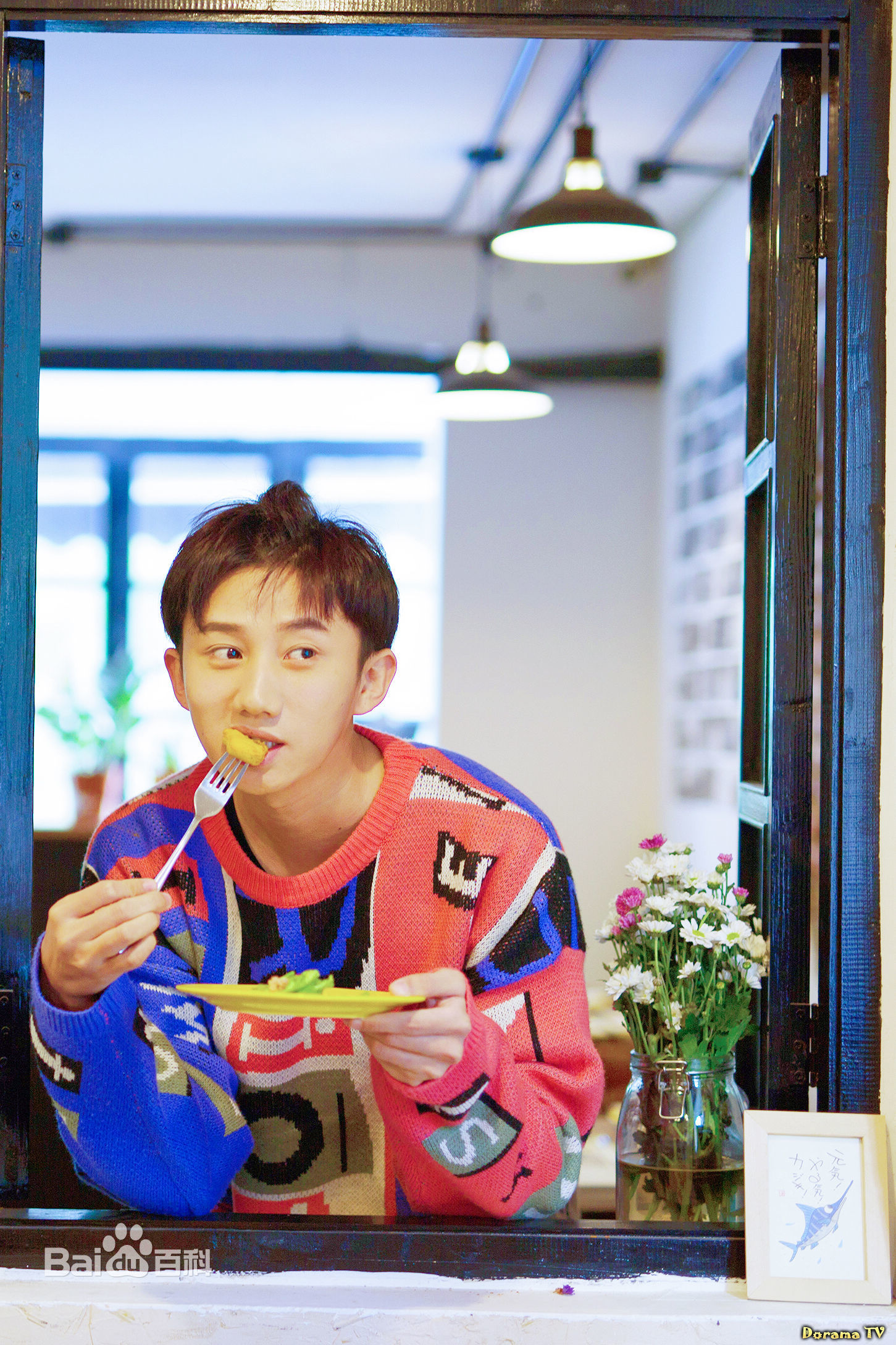 Актер Лян Чжэнь Лунь (Liang Zhen Lun: 梁振伦), список дорам. Сортировка по году написания - DoramaTV