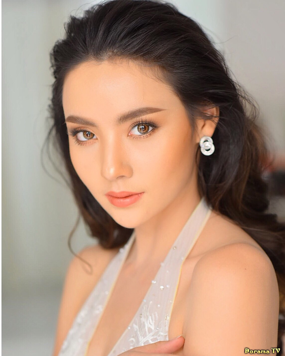 Актер Мук Мукда Наринрак (Mook Mookda Narinrak: มุก มุกดา นรินทร์รักษ์ ...