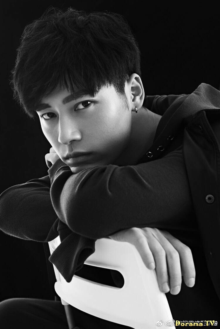 Актер Лян Сюэ Фэн (Liang Xue Feng: 梁雪峰), список дорам. Сортировка по году написания - DoramaTV