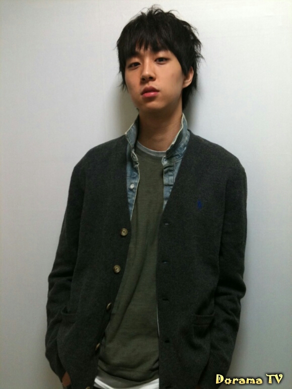 Режиссёр Ли Чхун Хён (Lee Choong Hyun: 이충현), список дорам. Сортировка ...