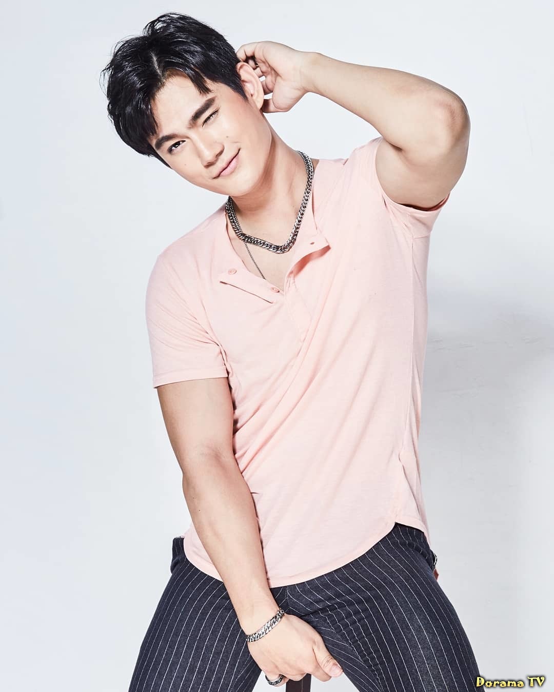 Актер Павел Нарет Промпхаопхан (Pavel Naret Promphaopun: พาเวล นเรศ ...