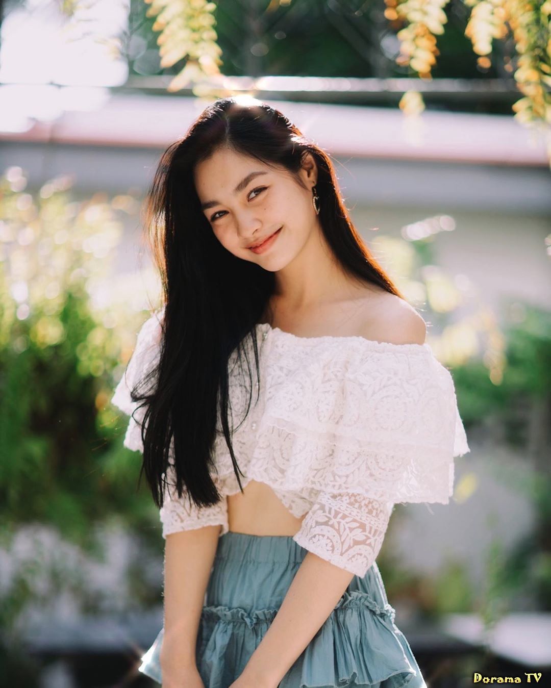 Актер Минт Ранчонрави Ыакунварават (Mint Ranchrawee Auakulwarawat: มิ้นท์ รัญชน์รวี เอื้อกูลวรา ...