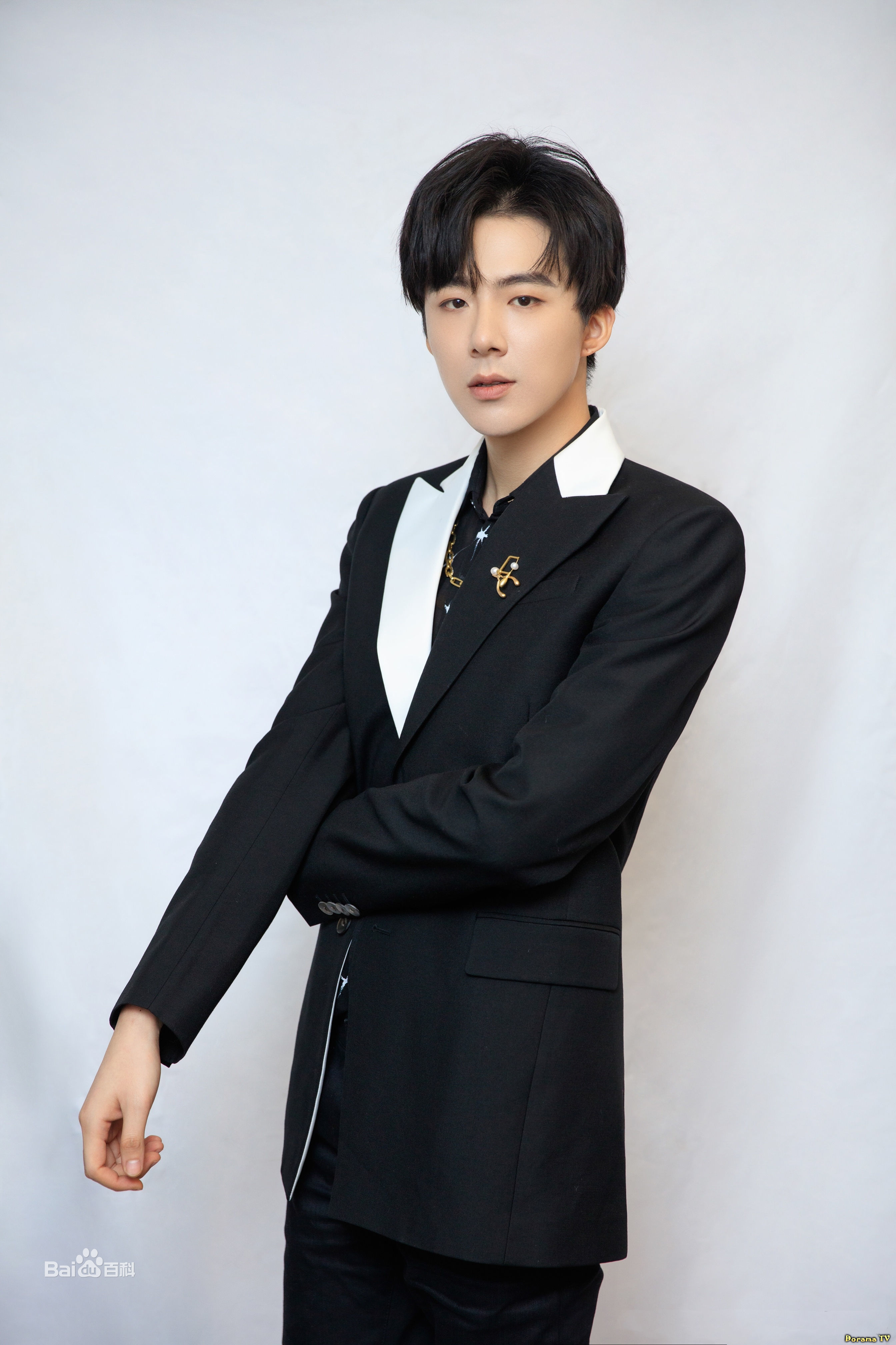 Актер Лю Юй Нин (Liu Yu Ning: 刘宇宁), список дорам. Сортировка по году ...