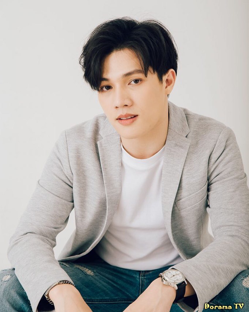 Актер Бэнк Тханатип Ситхонсук (Bank Thanathip Srithongsuk: แบงก์ ธนาธิป ศรีทองสุก), список дорам ...