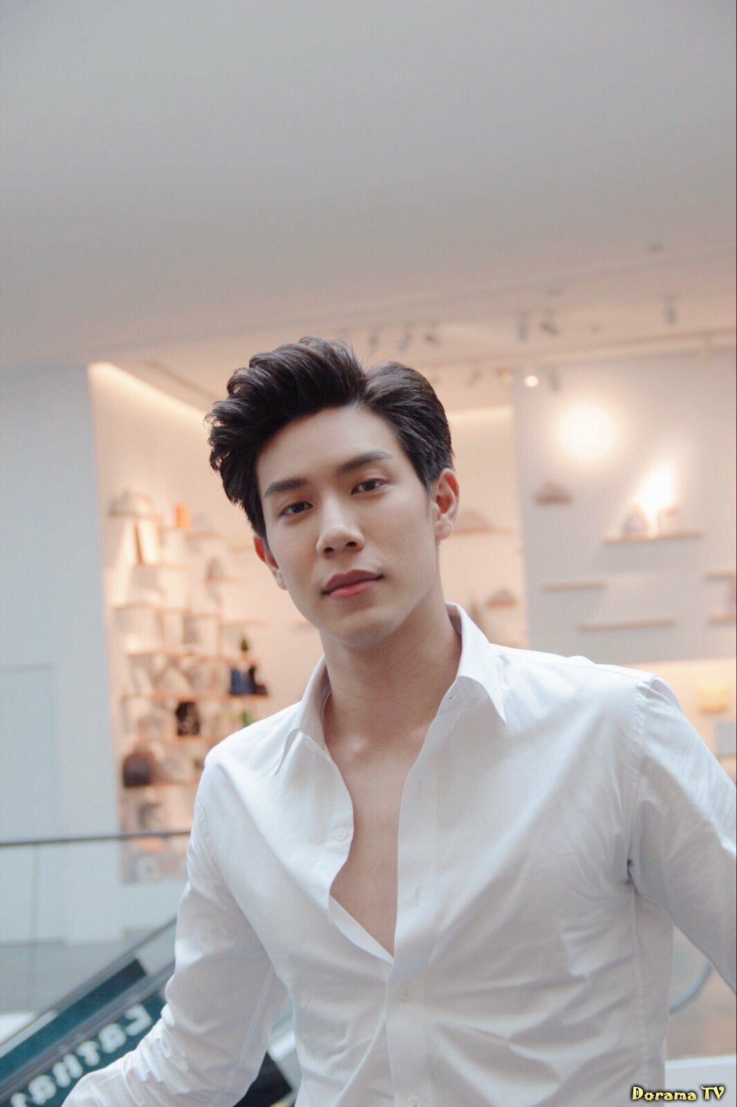 Актер Грет Сапон Асаваманкон (Great Sapol Assawamunkong: เกรท สพล อัศว ...