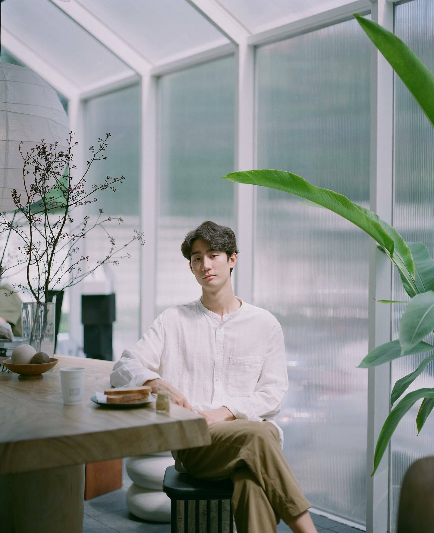 Актер Фос Тжиратчапон Сисэн (Force Jiratchapong Srisang: ฟอส จิรัชพงศ์ ...