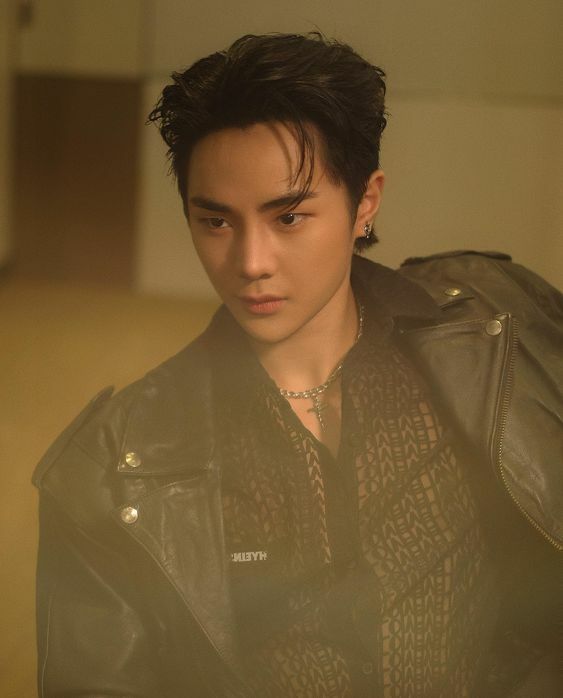 Актер Та Нанкун Пакапатпонпоб (Ta Nannakun Pakapatpornpob: ต้า นันคุณ ...