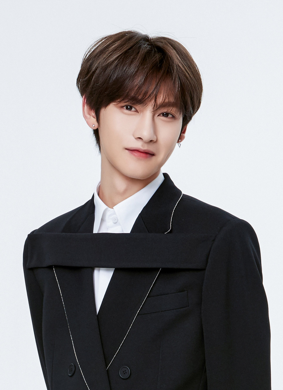 Актер Ху Вэнь Сюань (Hu Wen Xuan: 胡文煊), список дорам. Сортировка по ...