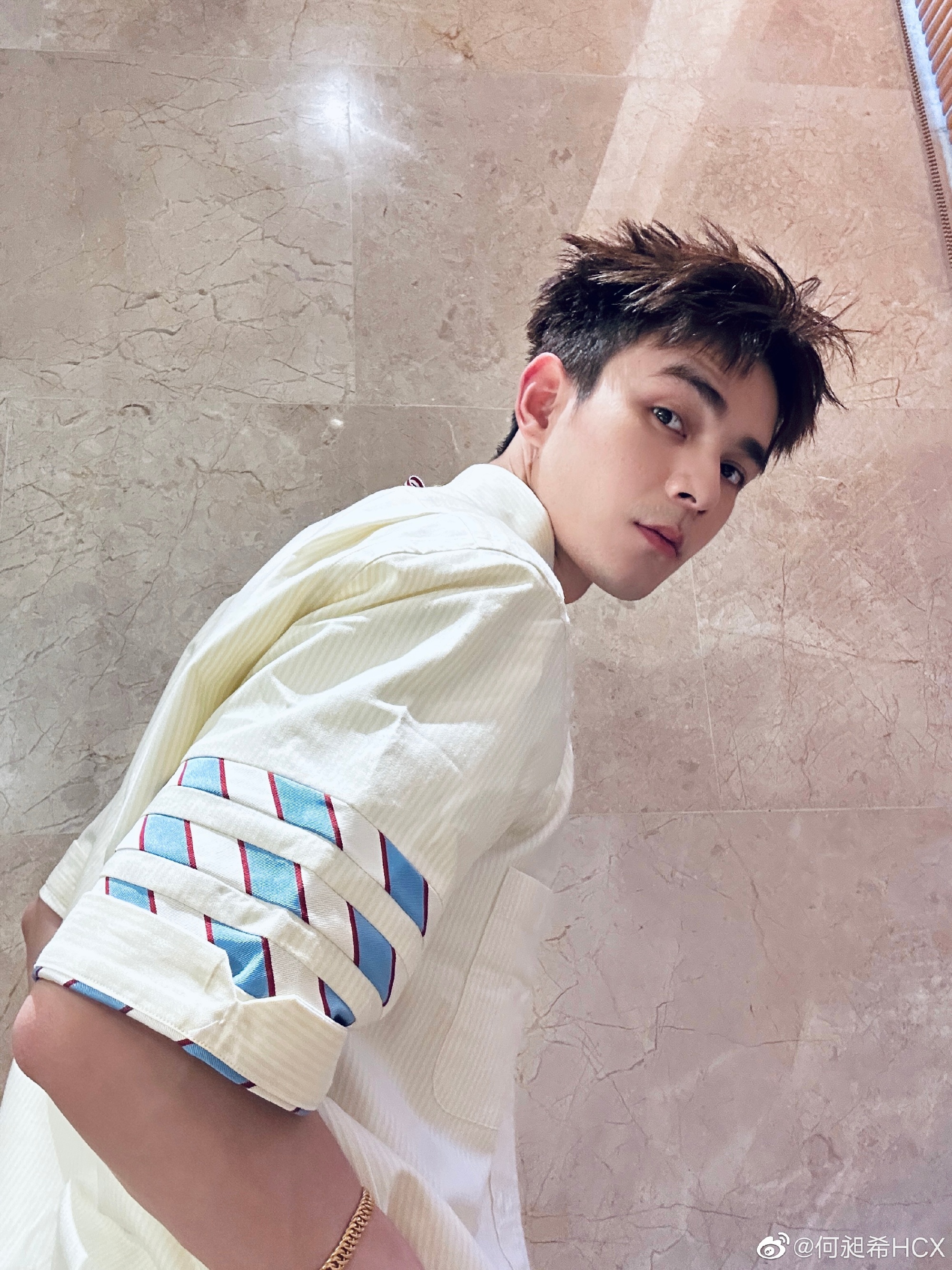 Актер Хэ Чан Си (He Chang Xi: 何昶希), список дорам. Сортировка по году ...