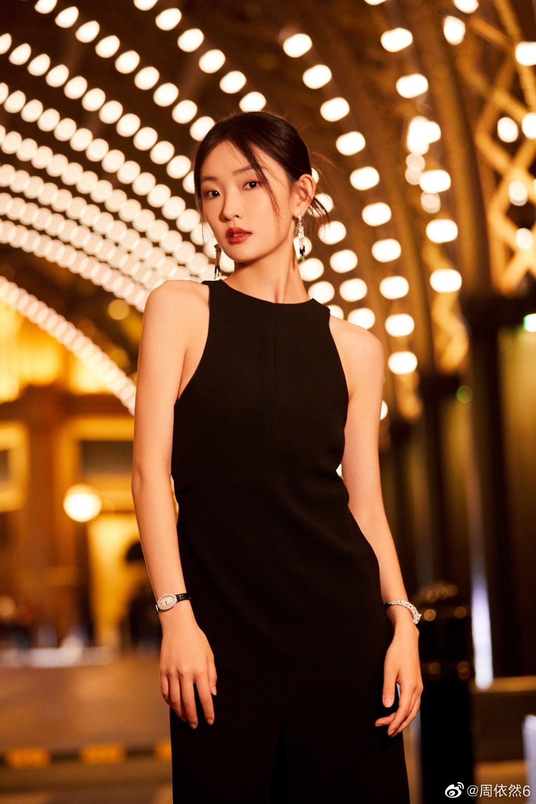 Актер Чжоу И Жань (Zhou Yi Ran (1996): 周依然), список дорам. Сортировка ...