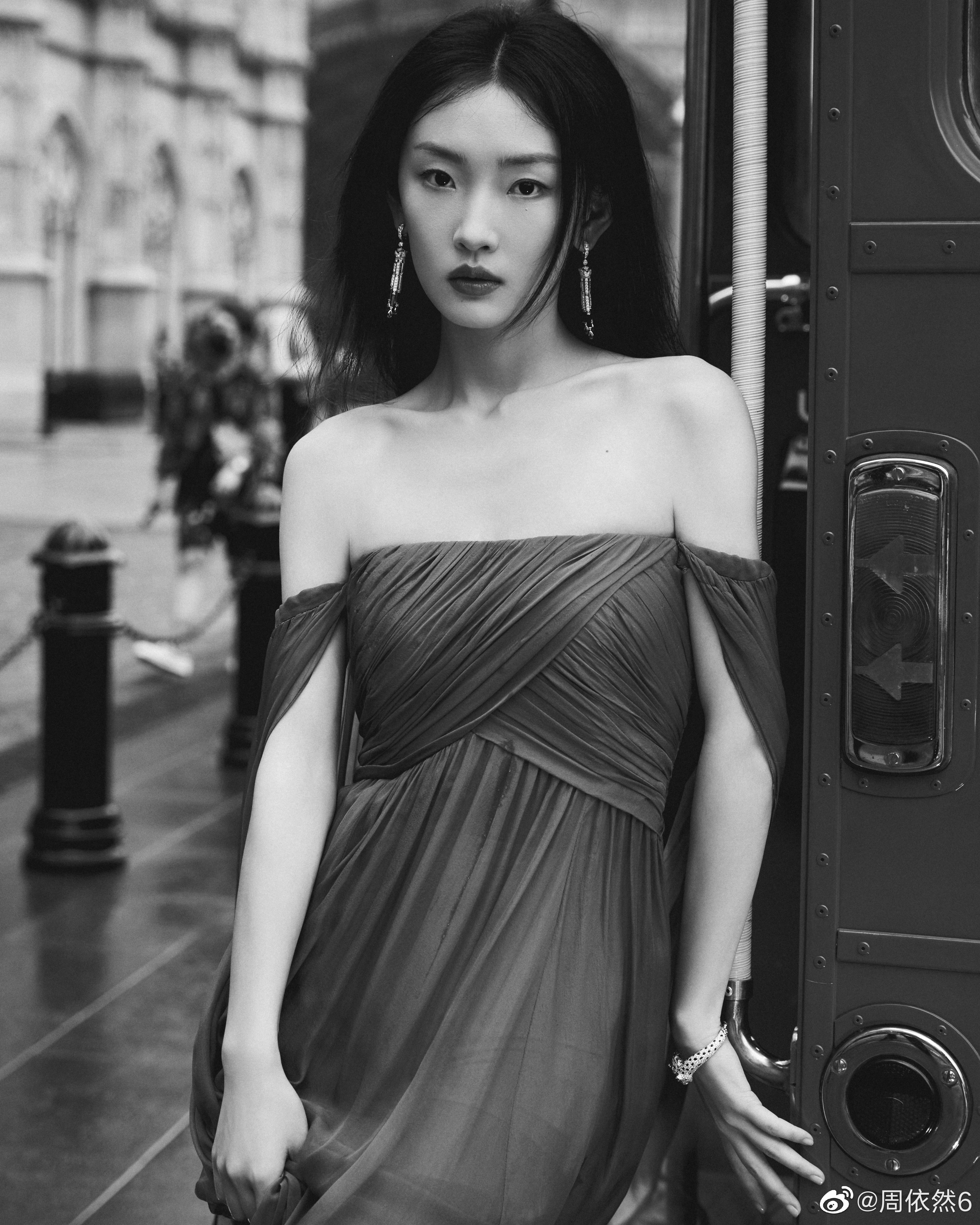 Актер Чжоу И Жань (Zhou Yi Ran (1996): 周依然), список дорам. Сортировка ...