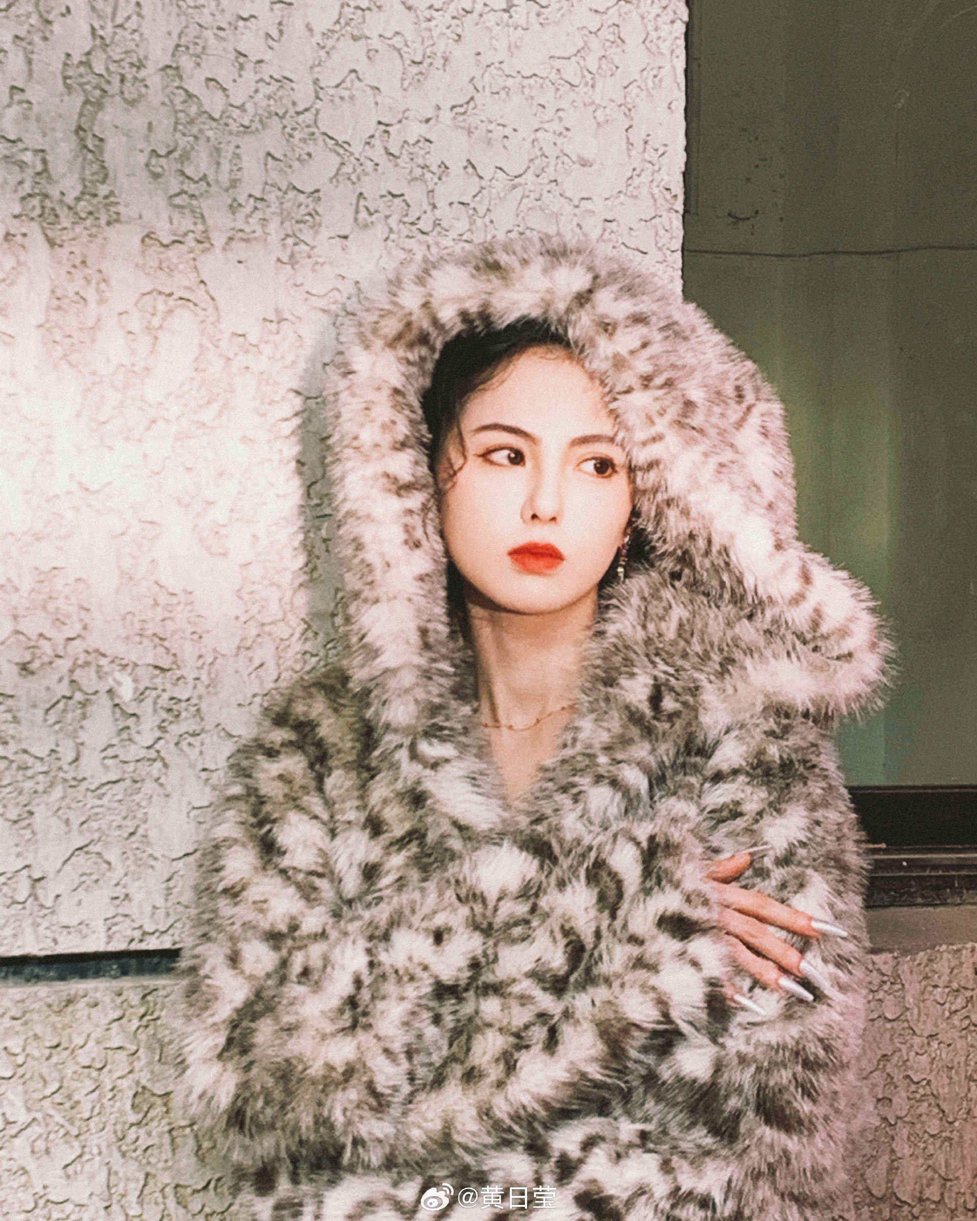 Актер Хуан Жи Ин (Huang Ri Ying: 黄日莹), список дорам. Сортировка по году написания - DoramaTV