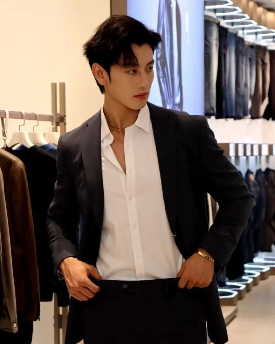 Актер Ли Лэй (Li Lei: 李磊), список дорам. Сортировка по году написания ...